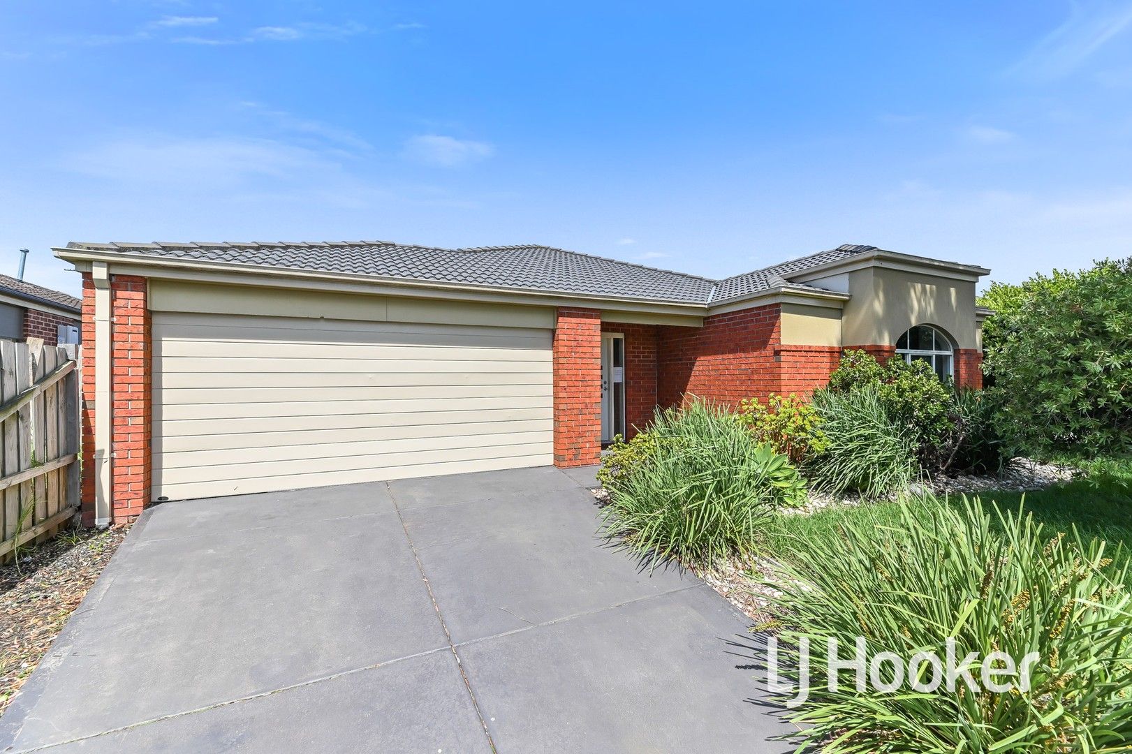 14 Boldrewood Place, Lynbrook VIC 3975 | Domain