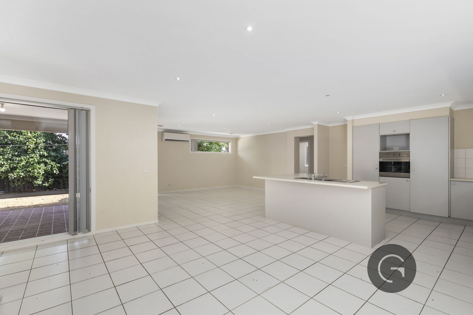 5 Bentley Drive, Deer Park VIC 3023 - House For Rent | Domain