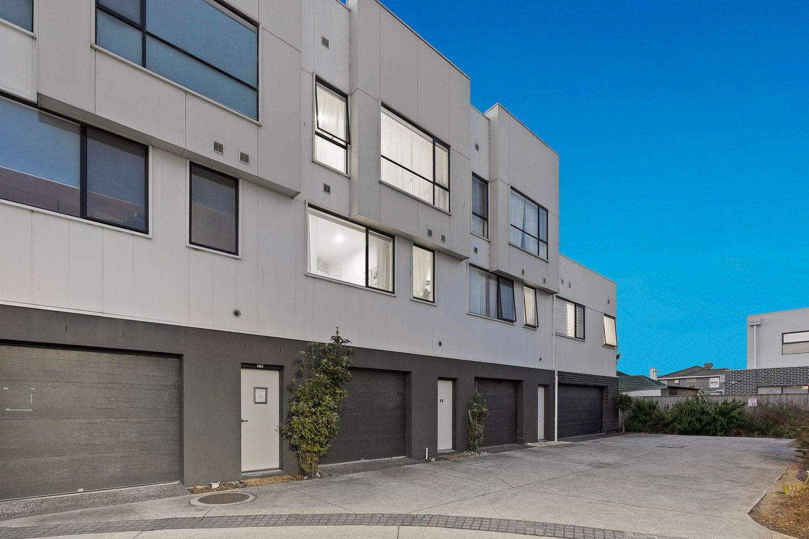 48 Quarter Circuit, Springvale VIC 3171 | Domain