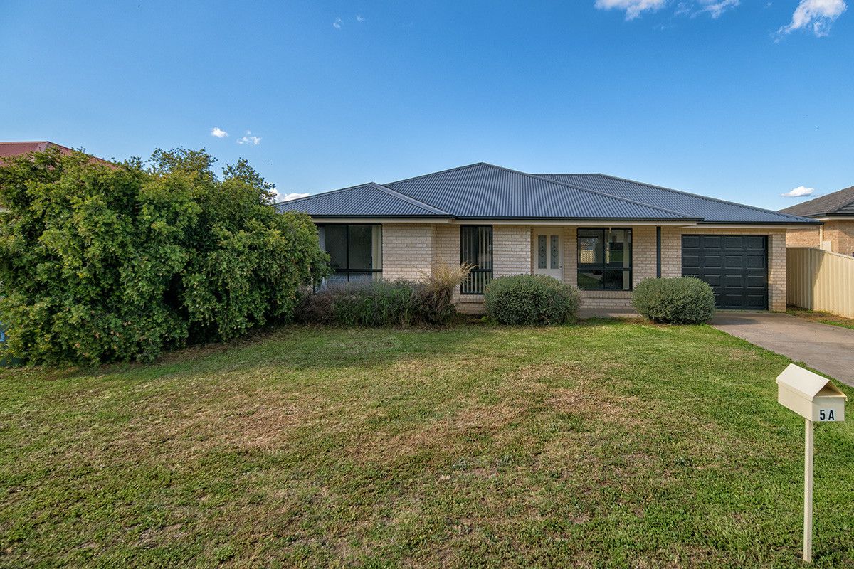 5A Dickson Court, Mudgee | Property History & Address Research | Domain