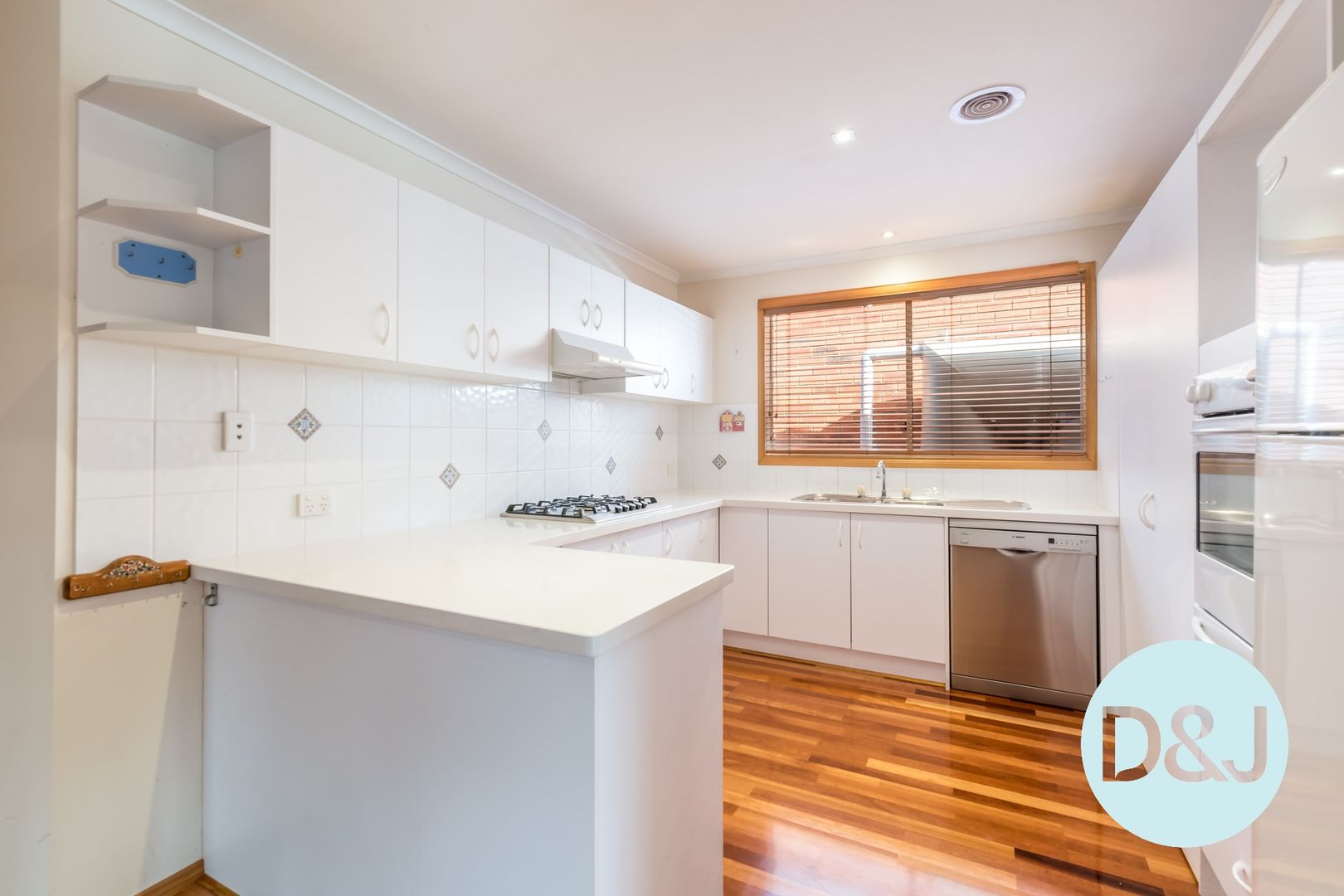 10 Hallmark Drive, Narre Warren South VIC 3805 - House For Rent | Domain