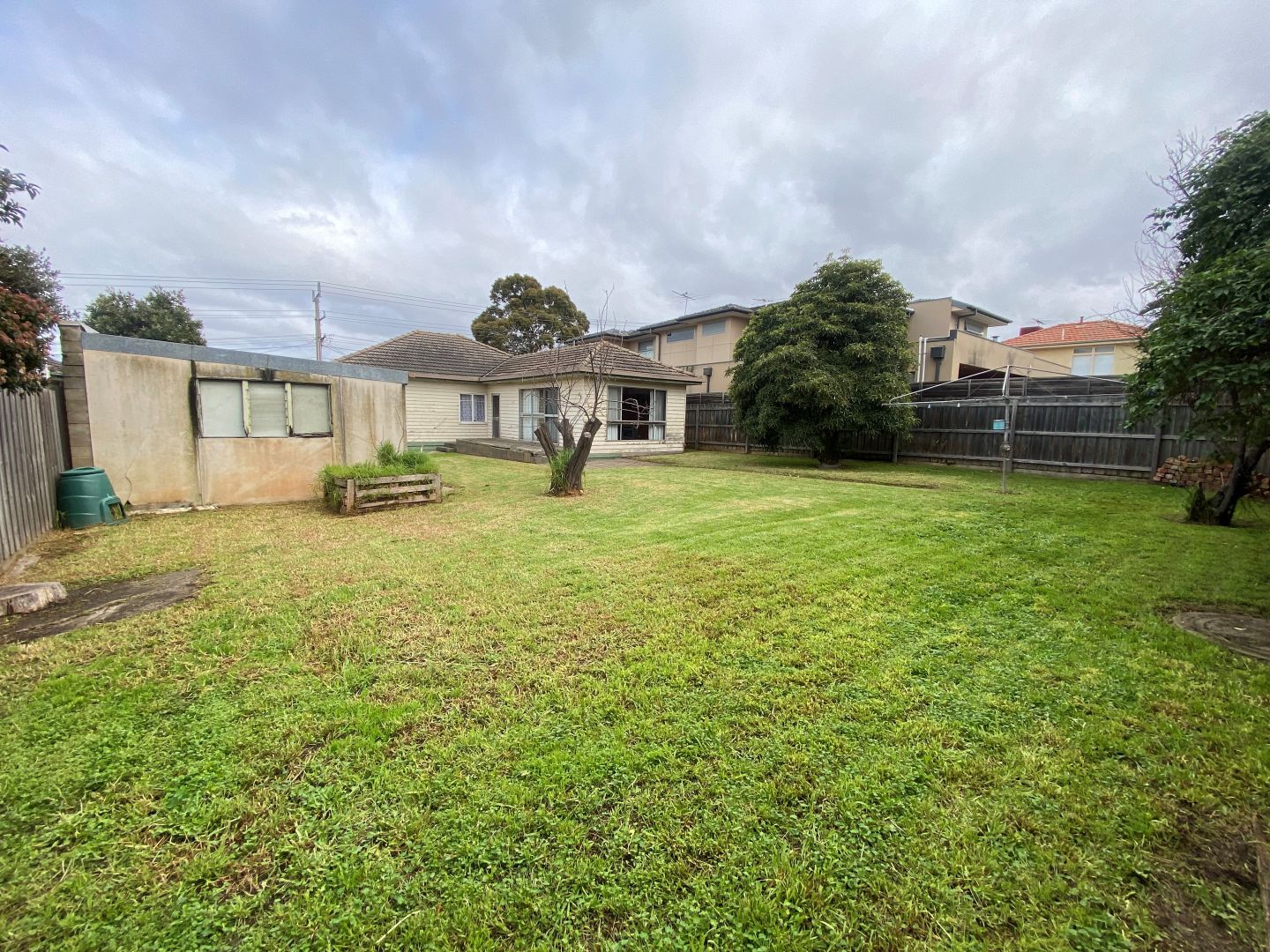 28 Rosehill Road, Niddrie VIC 3042 - House For Rent | Domain