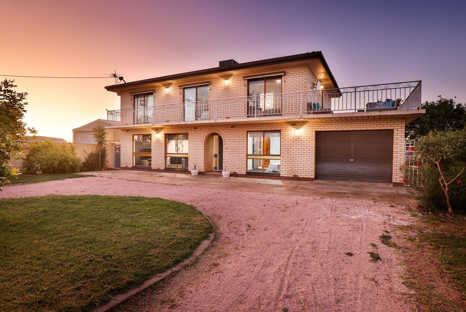 16 Flora Avenue, Cabarita | Property History & Address Research | Domain
