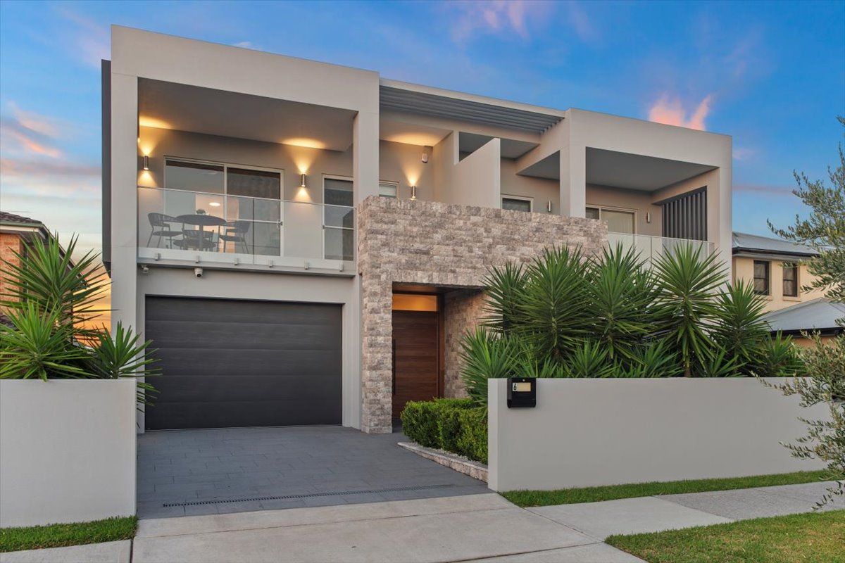 6 Giles Street, Chifley NSW 2036 | Domain