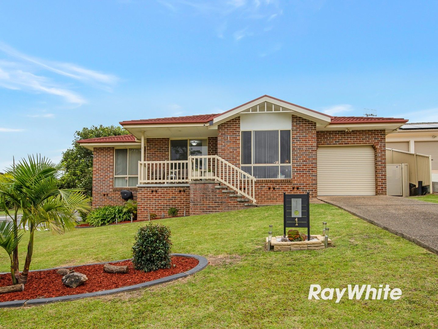 1 Banks Place, Sunshine Bay NSW 2536 | Domain