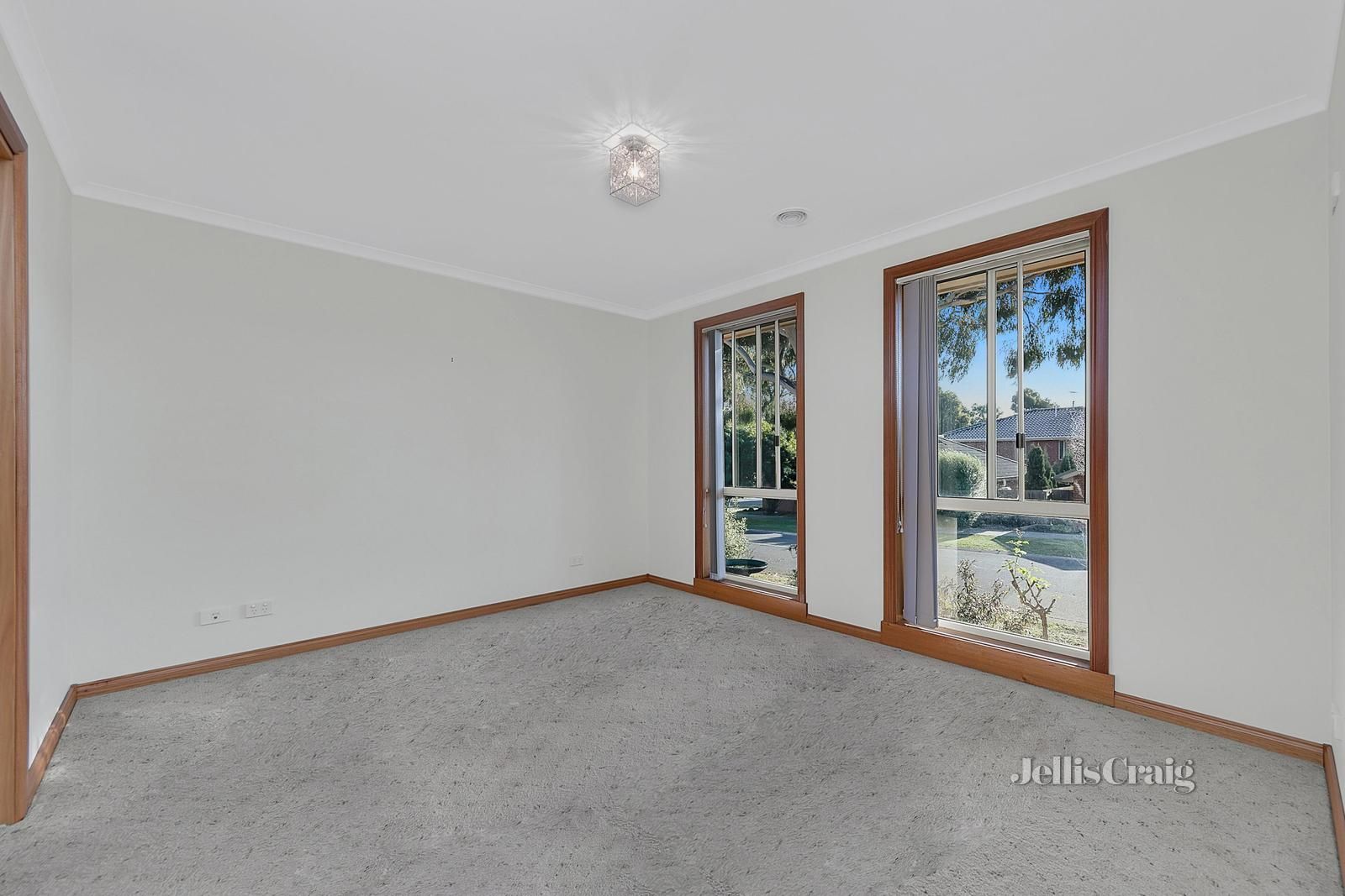 2 Lapwing Road, South Morang VIC 3752 | Domain