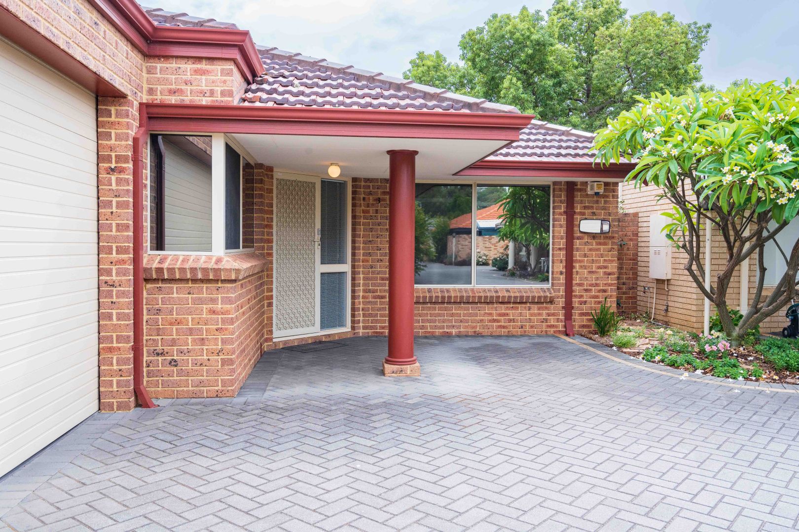 3/11 Highbury Crescent, Beckenham WA 6107 | Domain