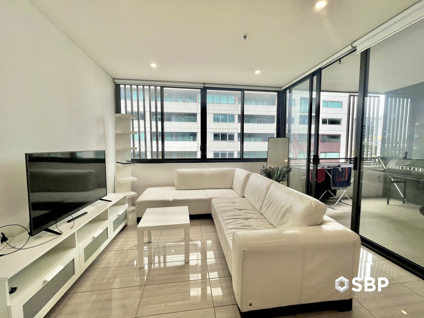 641/2C Defries Avenue, Zetland NSW 2017 - Apartment For Rent | Domain