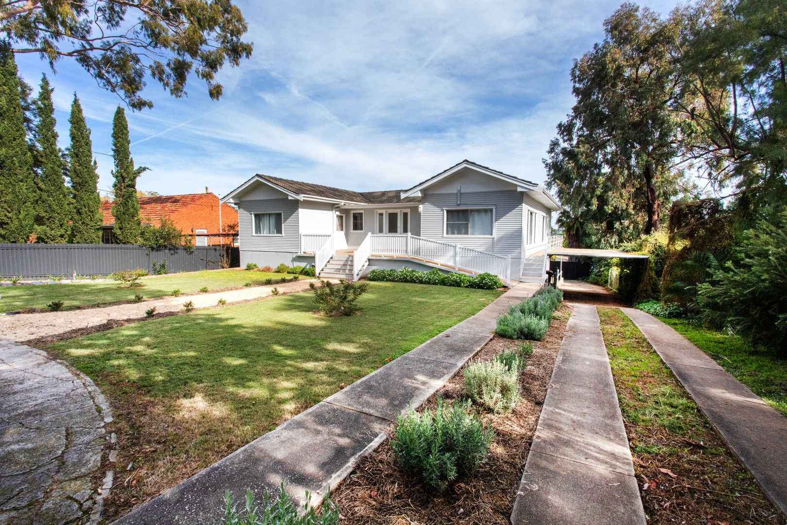 86 Macquarie Street, Cowra NSW 2794 - House For Rent | Domain