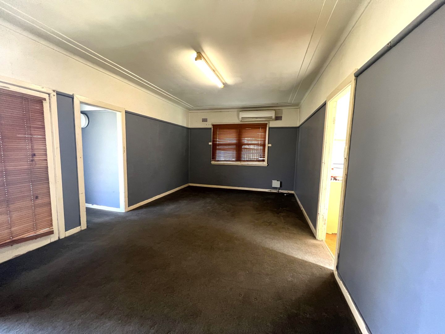 52 Victory Parade, Tascott NSW 2250 - House For Rent - $425 | Domain