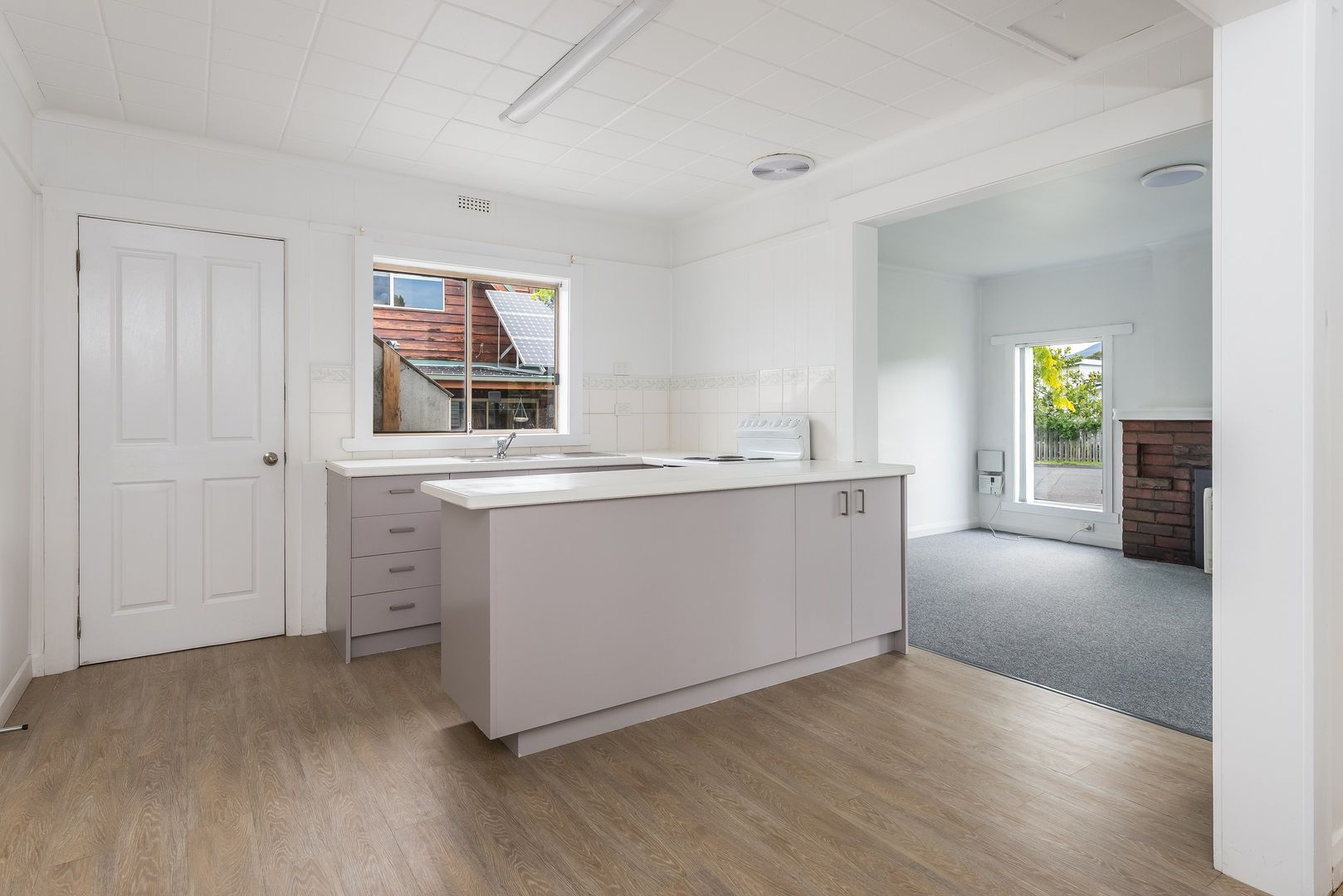 4 Alamein Avenue, Bellerive TAS 7018 - House For Rent - $500 | Domain