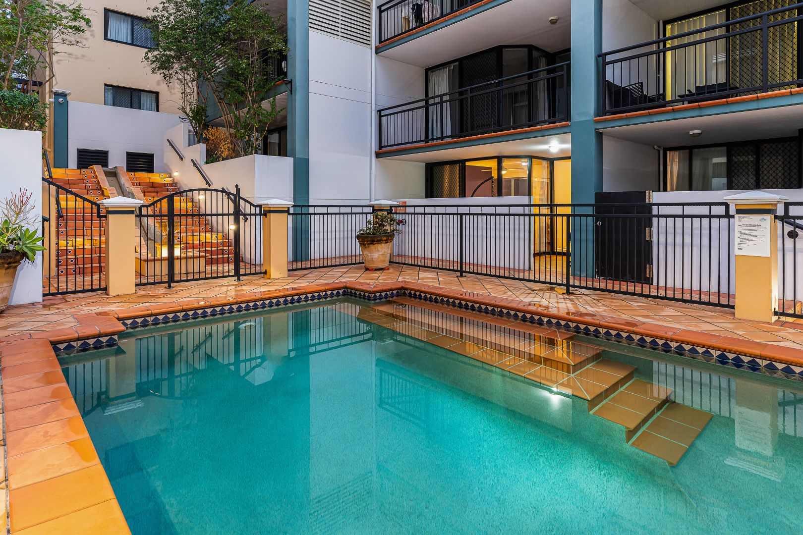 18/2 St Pauls Terrace, Spring Hill QLD 4000 | Domain