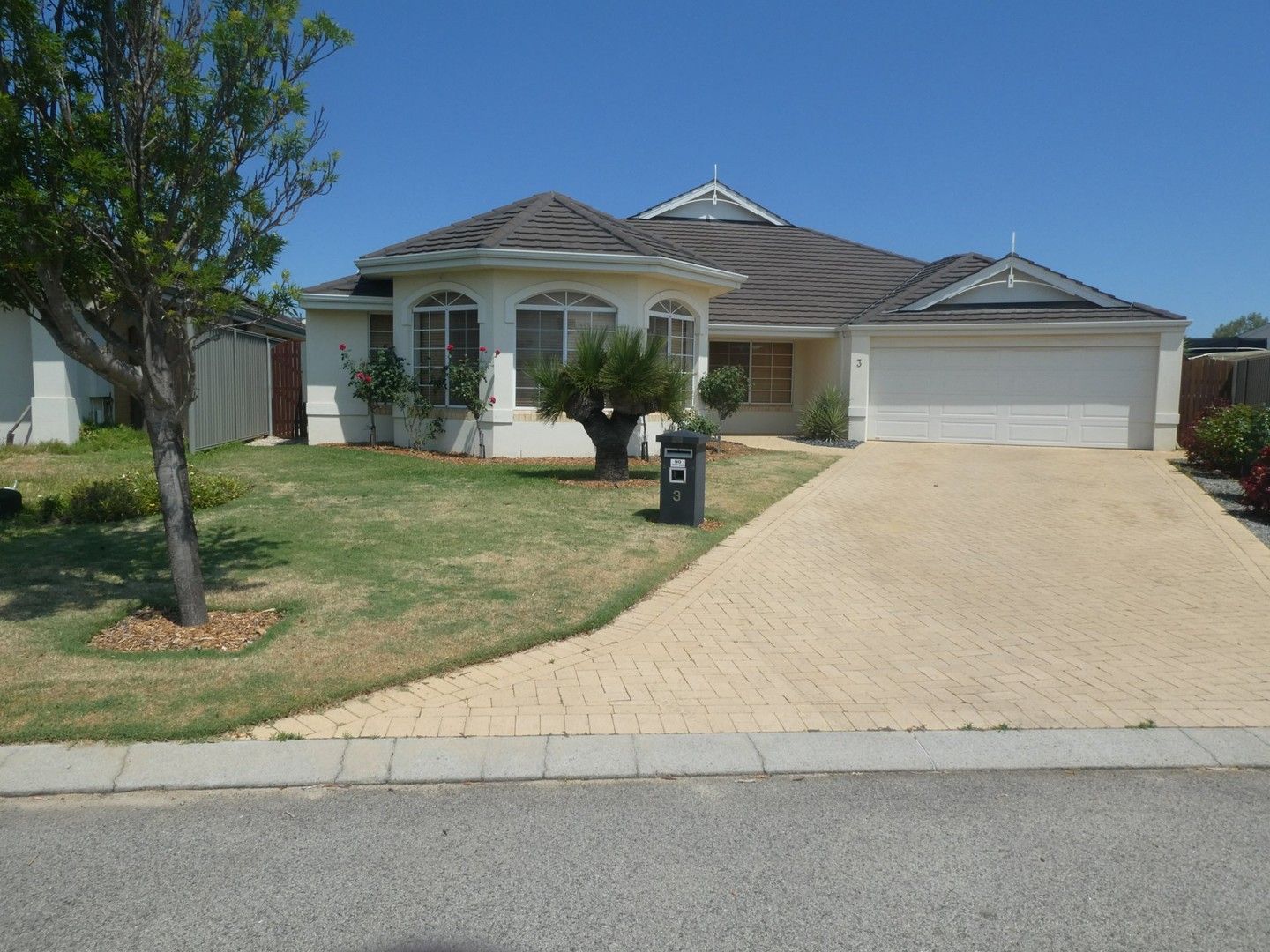 3 Edgar Link, Piara Waters WA 6112 - House For Rent | Domain