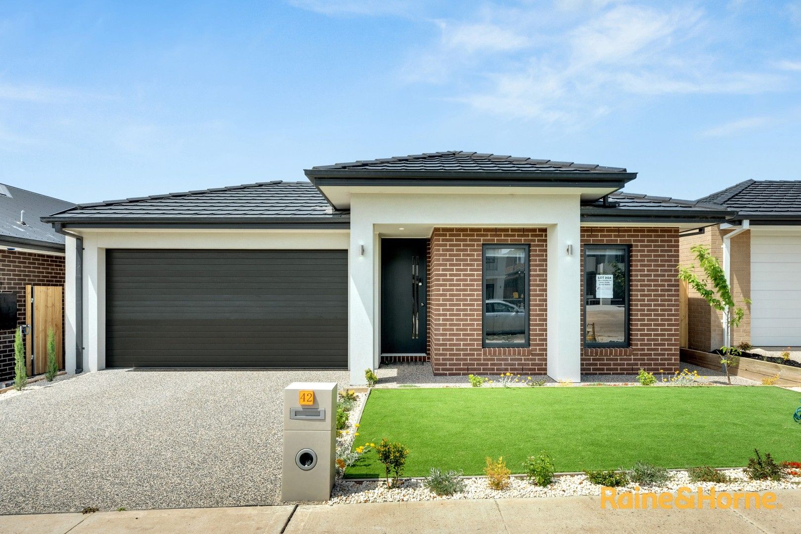 42 Shell Close, Clyde North VIC 3978 - House For Rent - $630 | Domain
