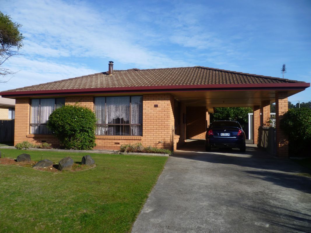 10 Westland Drive, West Ulverstone | Property History & Address ...