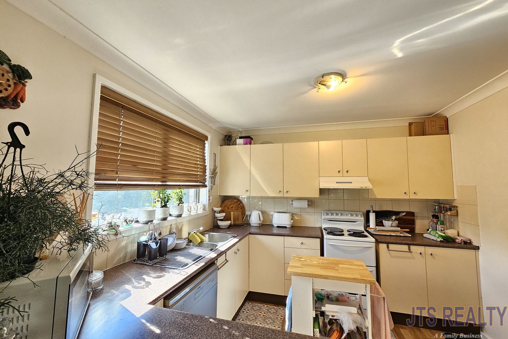 2/13 Carl Lane, Muswellbrook NSW 2333 | Domain
