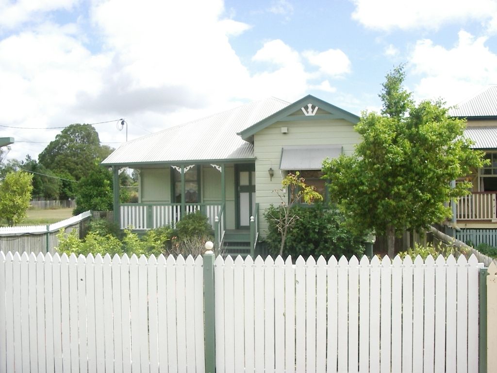 118 Barrack Rd, Cannon Hill QLD 4170 - House For Rent - $540 | Domain