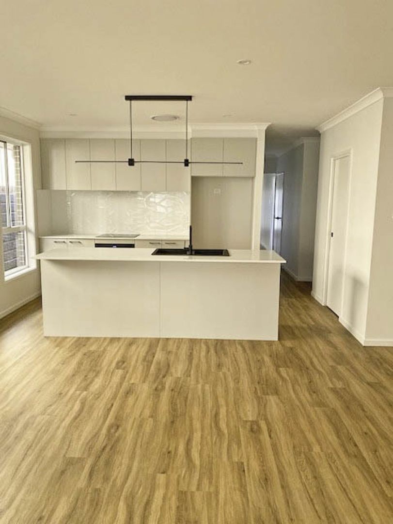2 Eucalyptus Circuit, Springfield QLD 4300 - House For Rent | Domain