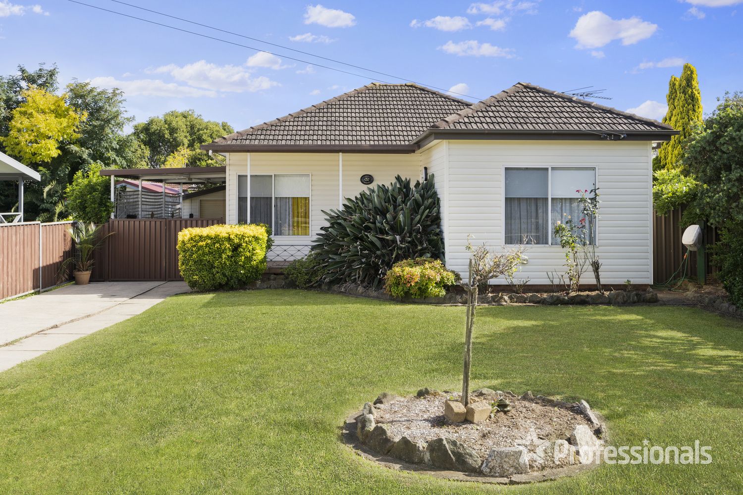 21 Graham Avenue, Casula NSW 2170 - House For Rent | Domain