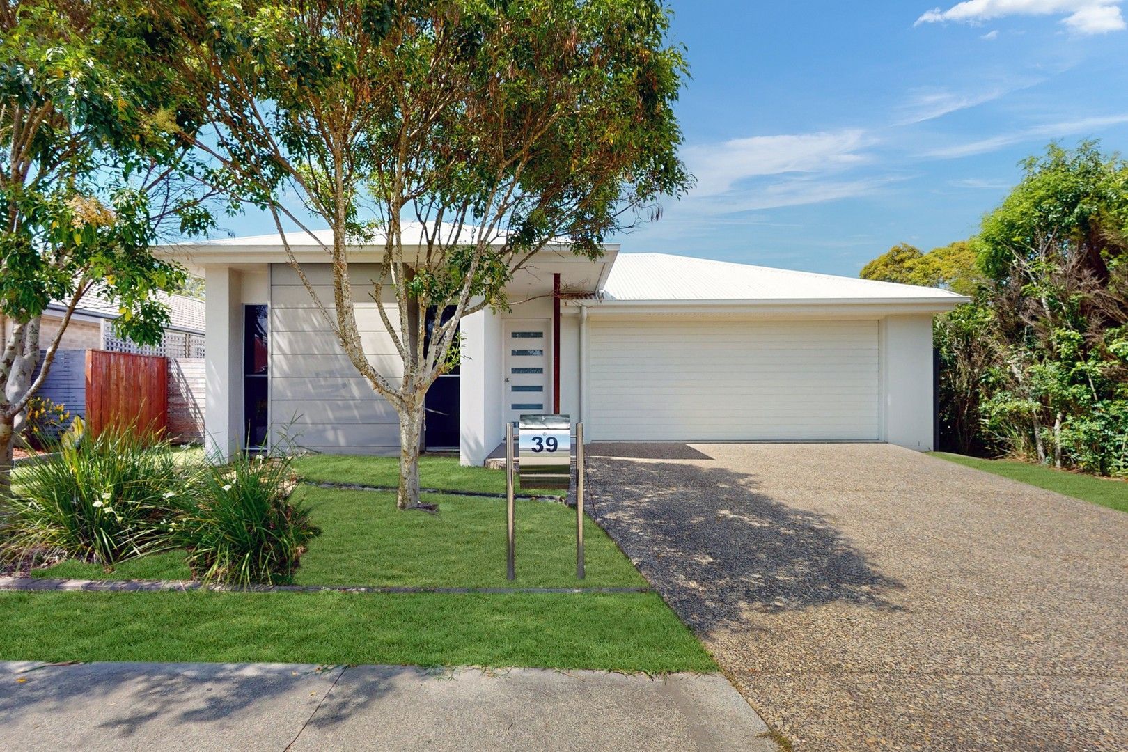 39 Frankland Avenue, Meridan Plains QLD 4551 - House For Rent | Domain