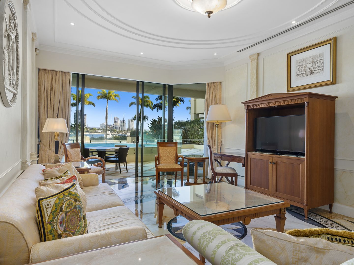 Sold 94 Seaworld Drive, Main Beach QLD 4217 on 26 Oct 2021 - 2017241134 ...