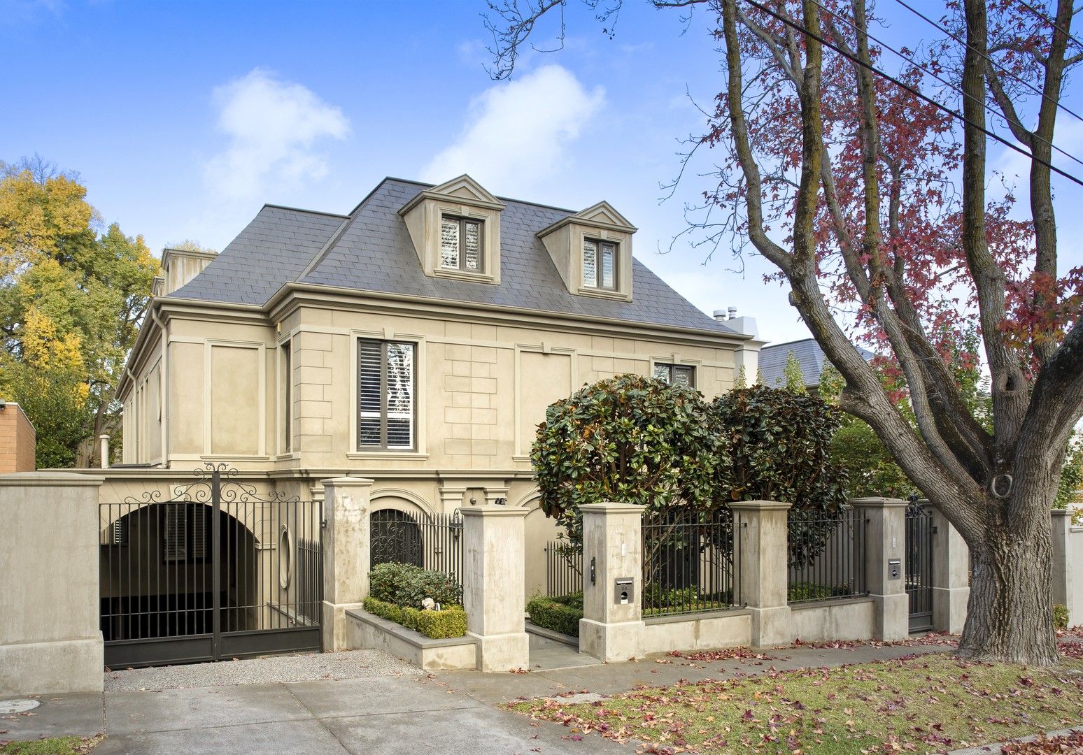 8A Dunraven Avenue, Toorak VIC 3142 | Domain