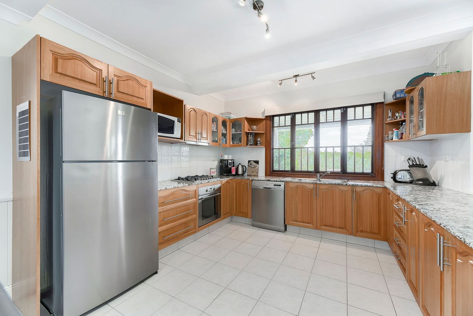 36 Lugg Street, Bardon QLD 4065 - House For Rent - $1,200 | Domain