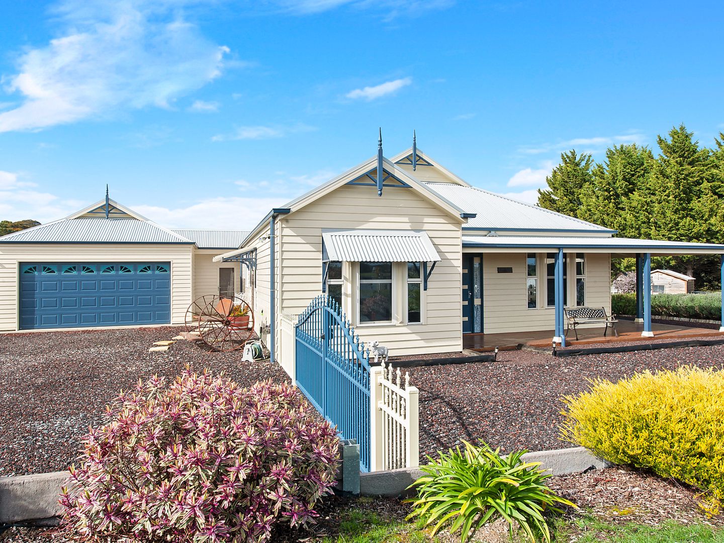 162 Arthurs Lane, Mount Mercer | Property History & Address Research ...