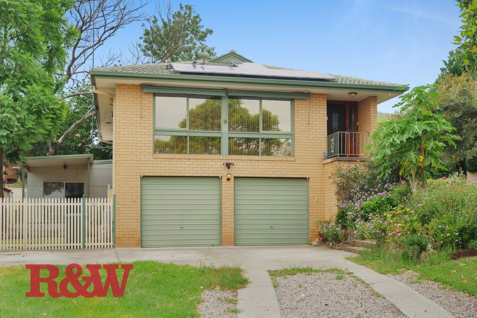 1 Robin Place, Ingleburn NSW 2565 | Domain