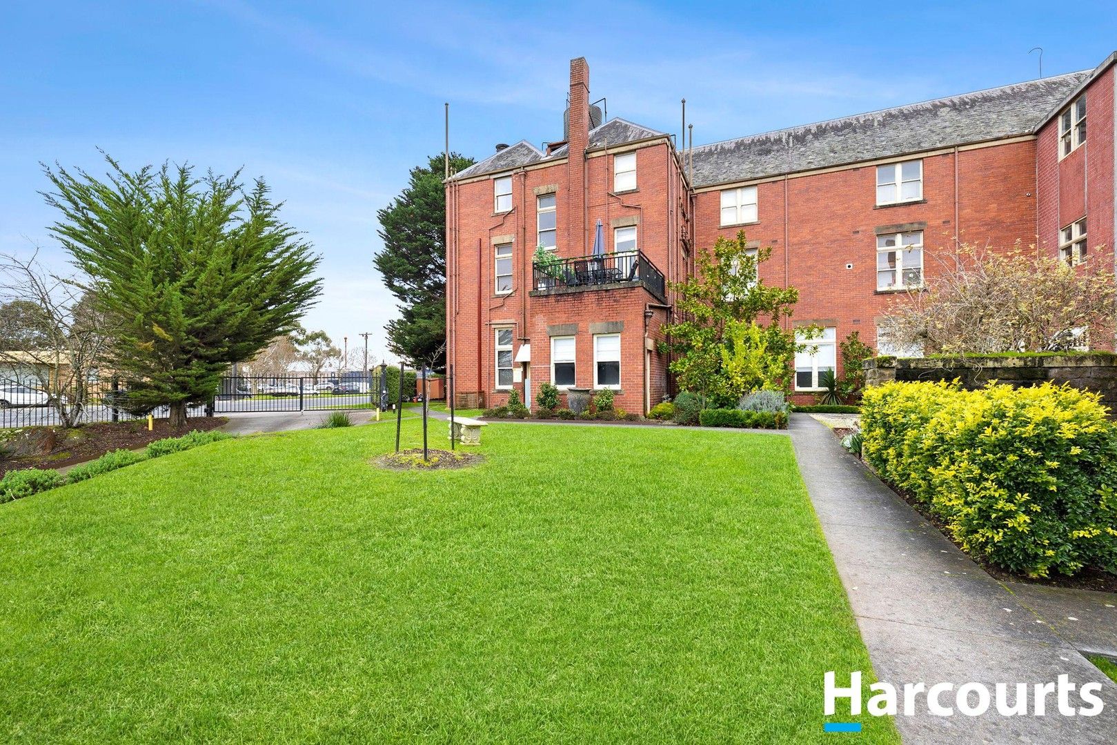 12/300 Gillies Street North, Wendouree VIC 3355 - Apartment For Rent ...