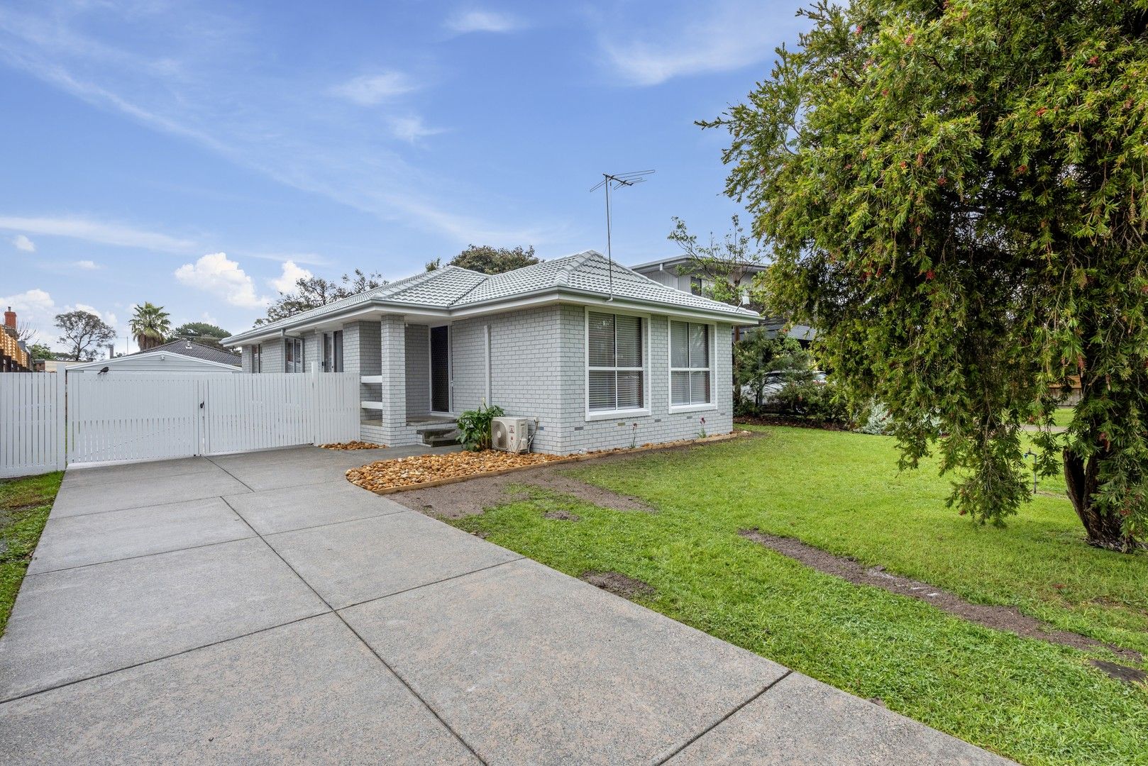 15 Brian Street, Safety Beach VIC 3936 - House For Rent - $630 | Domain