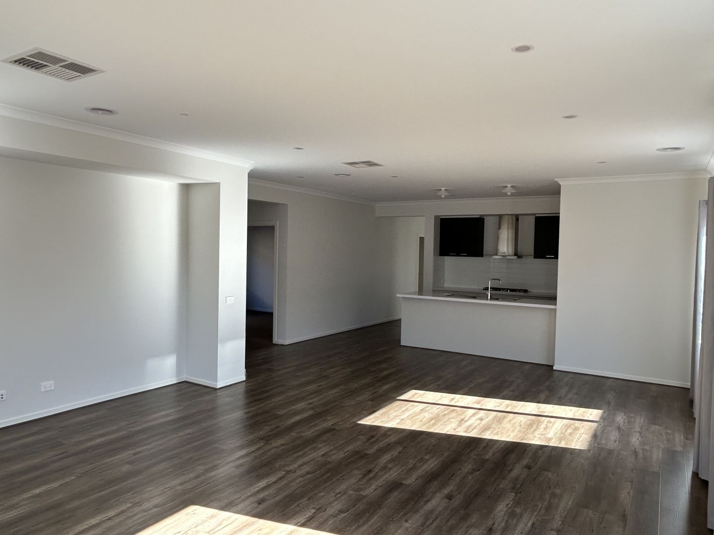 40 Bonhams Circuit, Manor Lakes VIC 3024 - House For Rent | Domain