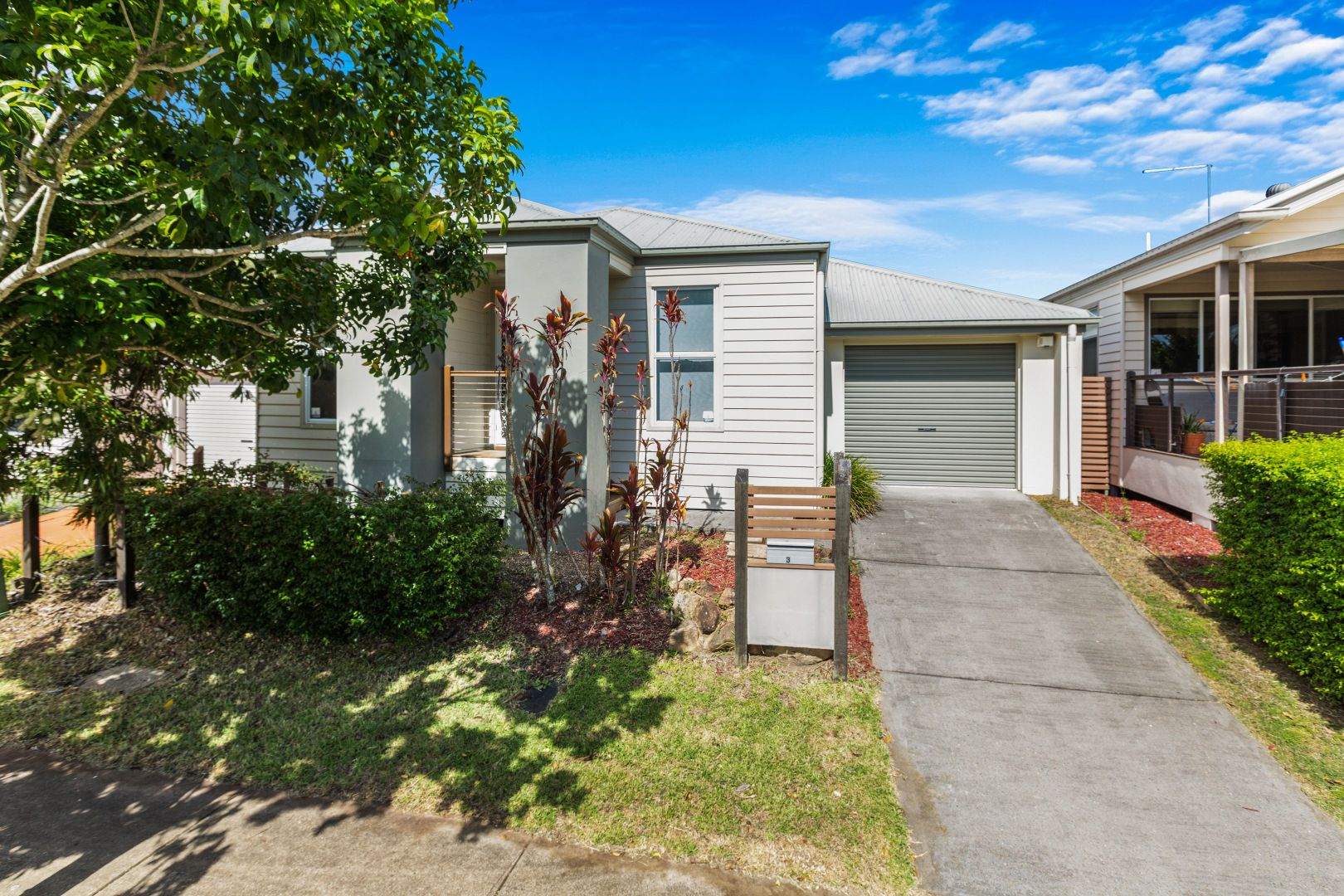 3 Ovals Terrace, Springfield Lakes | Property History & Address ...