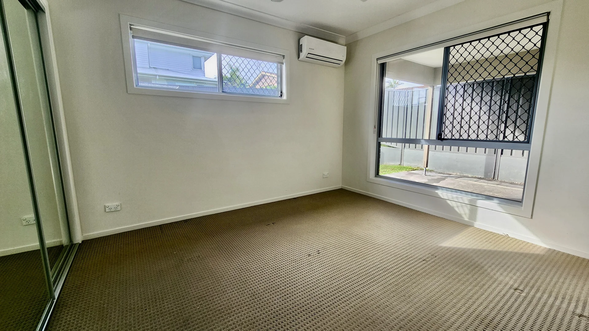 1/256-258 Warnervale Road, Hamlyn Terrace NSW 2259 - House For Rent ...