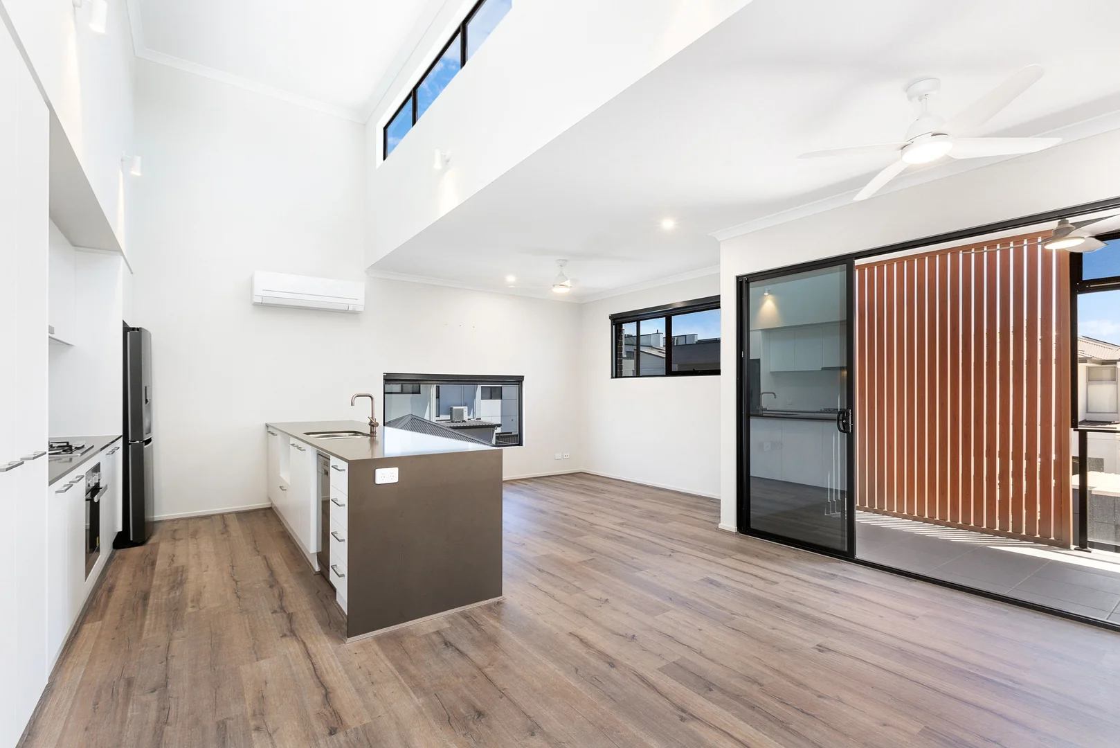 3 Warren Lane, Lightsview SA 5085 - Townhouse For Rent | Domain