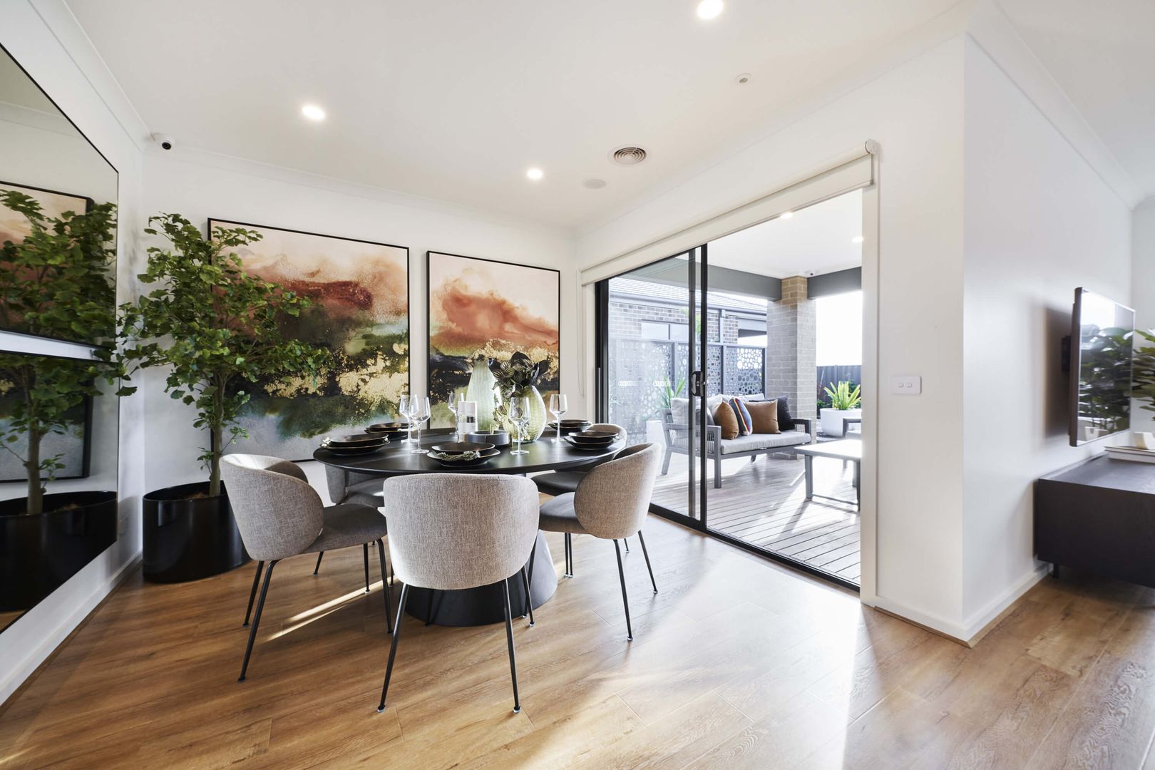 Officer VIC 3809 - 5 beds new home design for Sale, Build the Cayenne ...