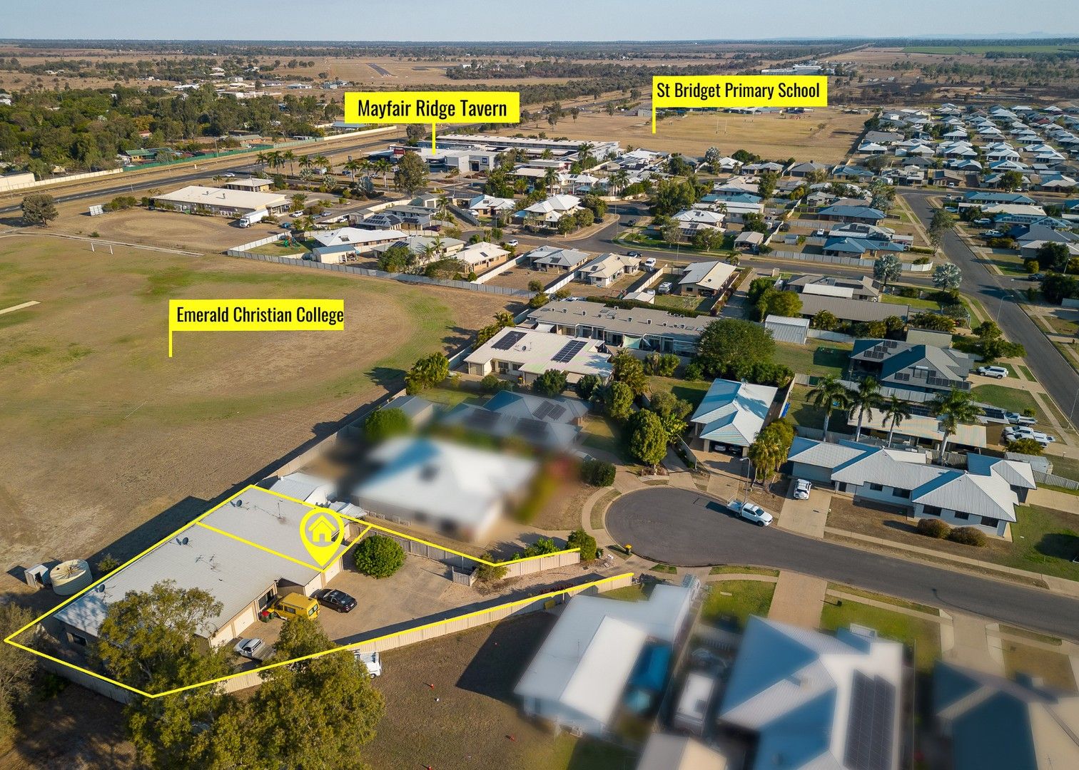 1/17 Charlton Street, Emerald QLD 4720 | Domain