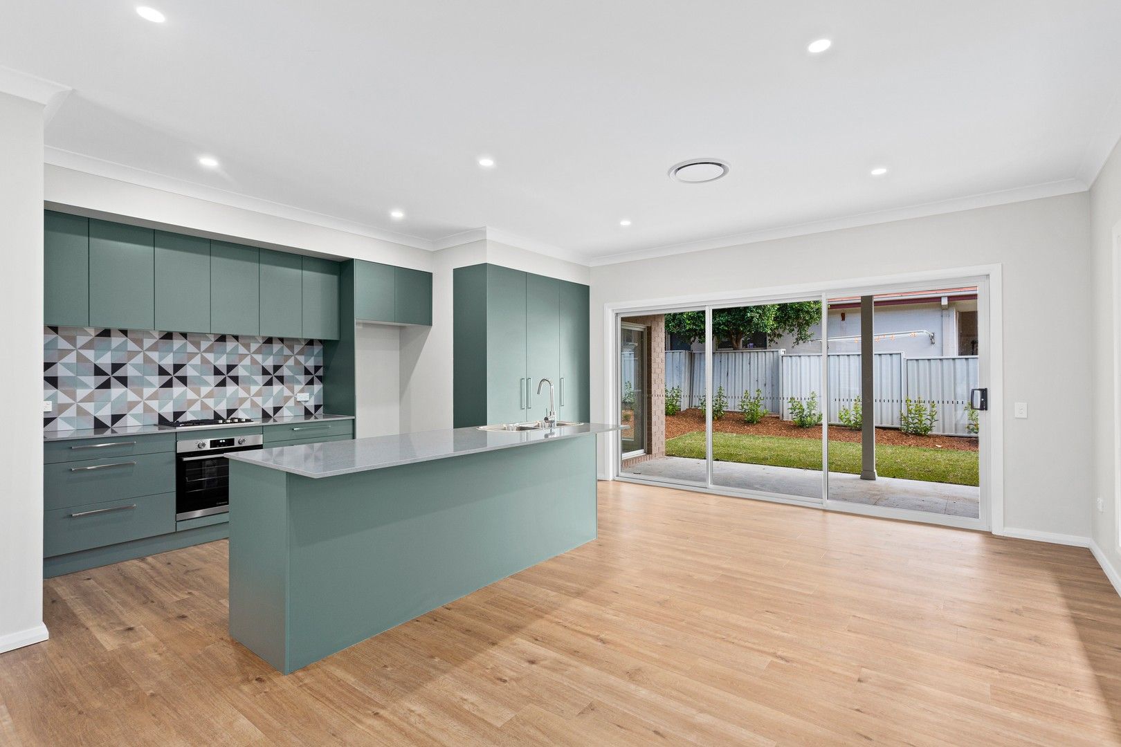 6A Vickery Street, Gwynneville NSW 2500 - Townhouse For Rent - $850 ...