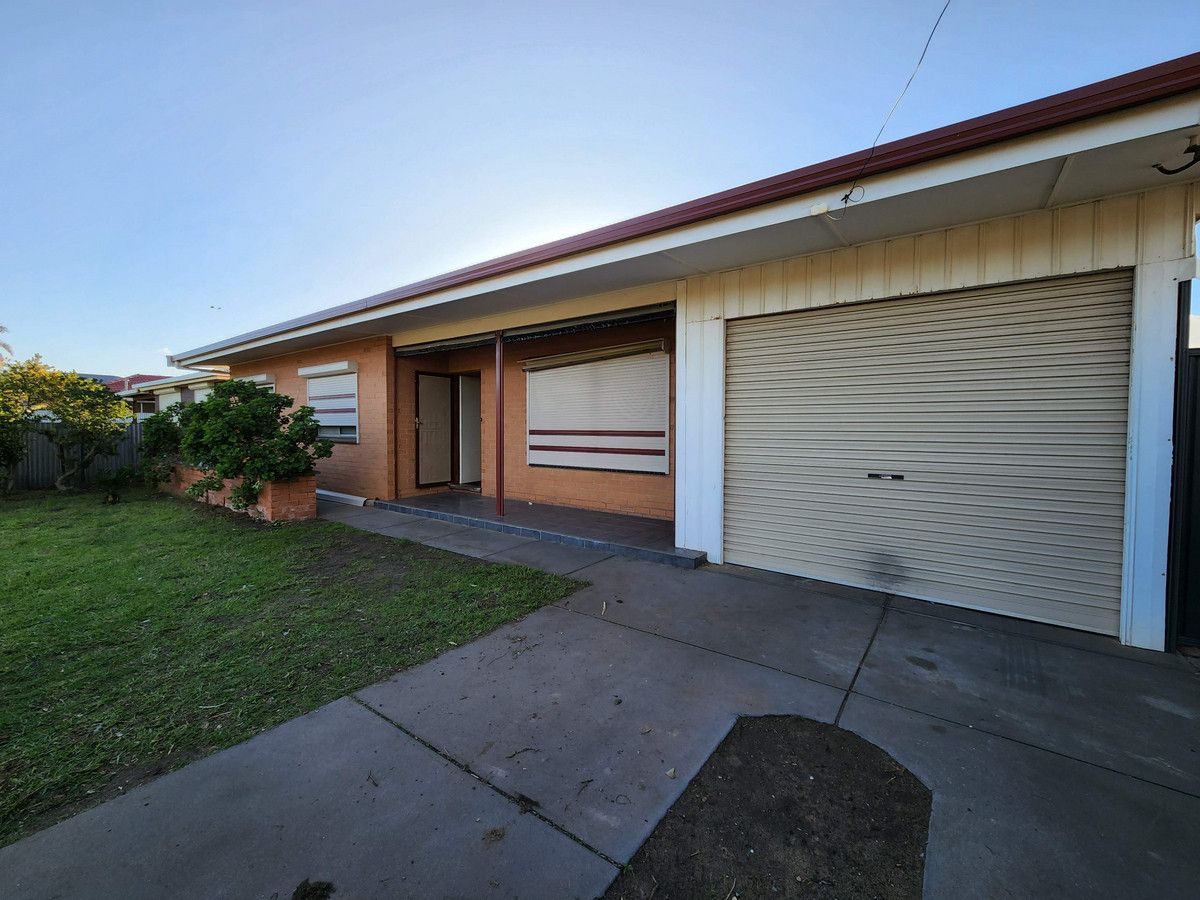 15 Selway Terrace, O'Sullivan Beach SA 5166 - House For Rent | Domain