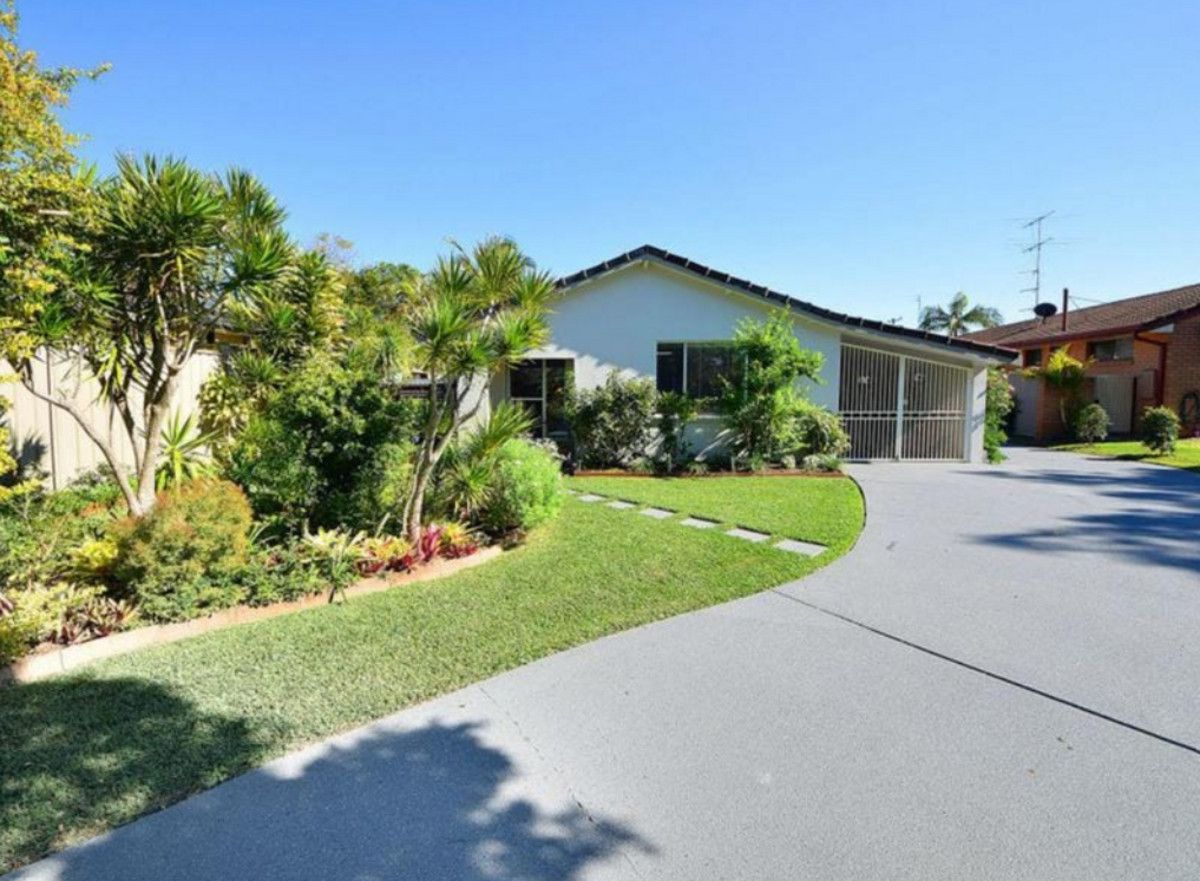 1/8 Russell Court, Miami QLD 4220 - Duplex For Rent | Domain