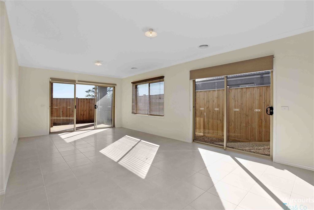 27 Paramount Rise, Wollert VIC 3750 - House For Rent | Domain