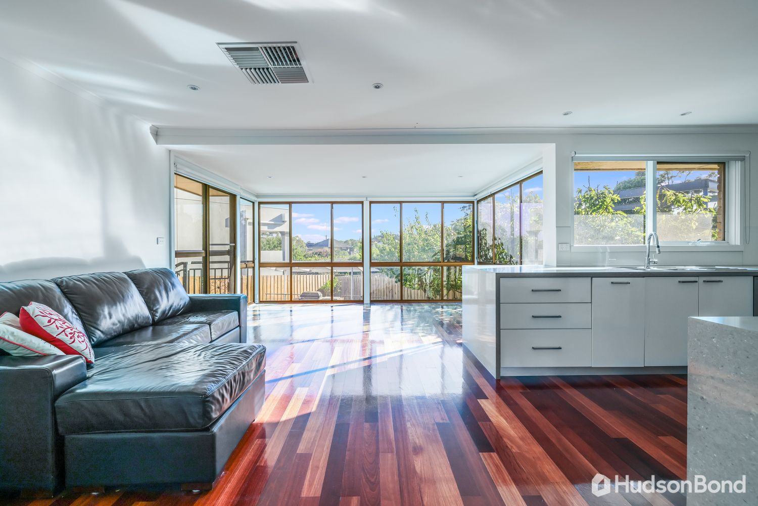 43 Austin Street, Bulleen VIC 3105 - House For Rent | Domain