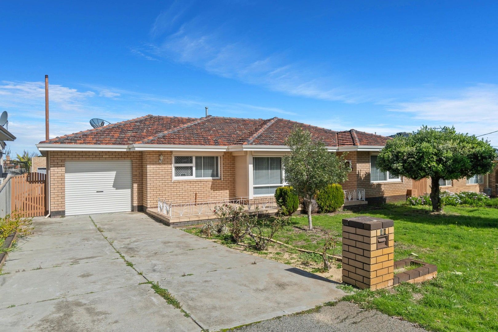 16 David Street, Yokine WA 6060 - House For Rent | Domain