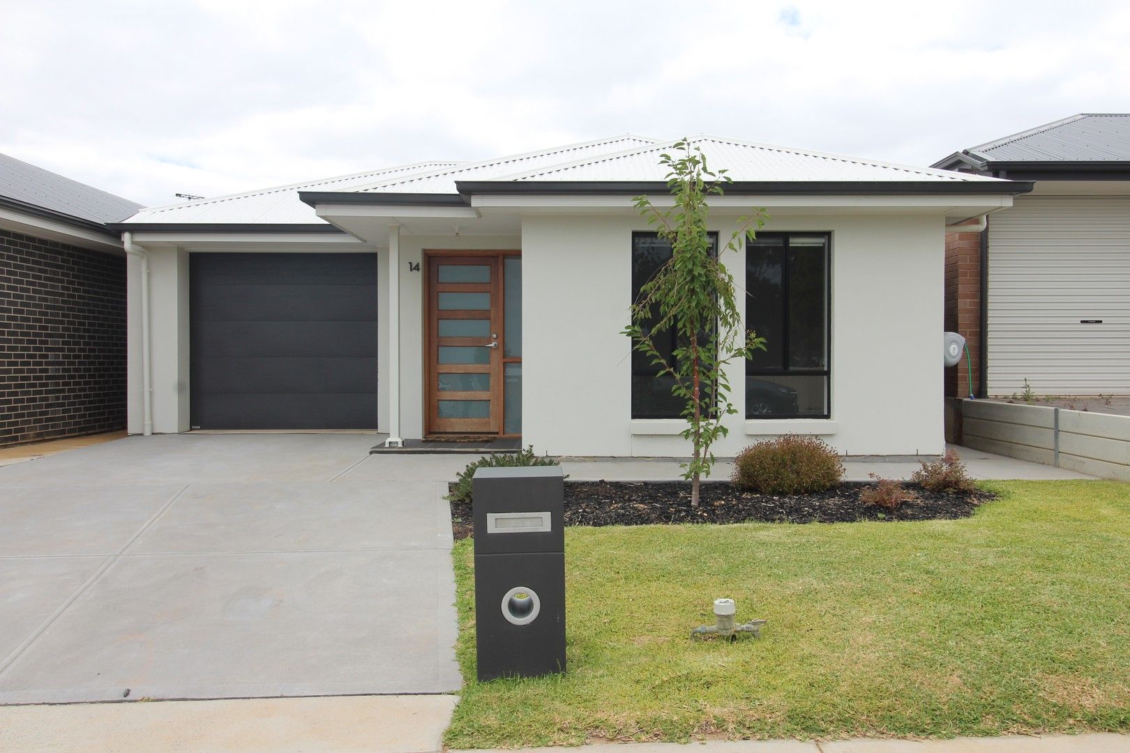 14 Colins Way, Hackham SA 5163 - House For Rent | Domain