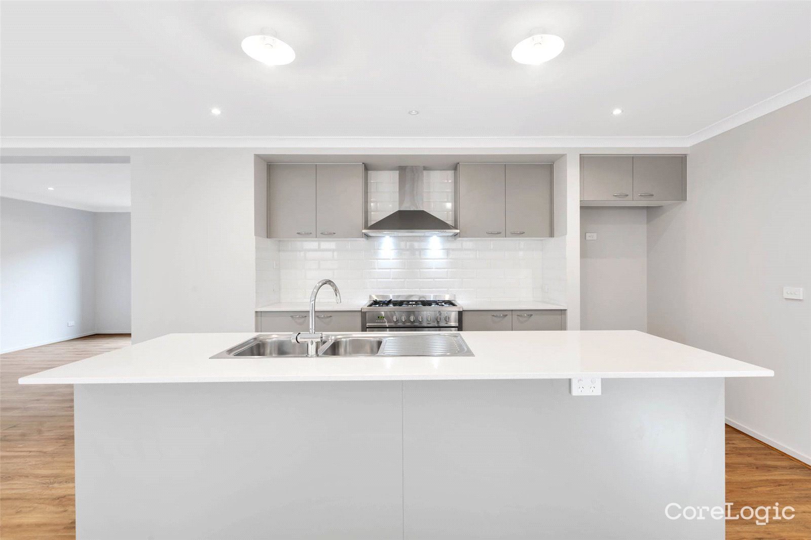 8 Horning Street, Doreen VIC 3754 - House For Rent | Domain