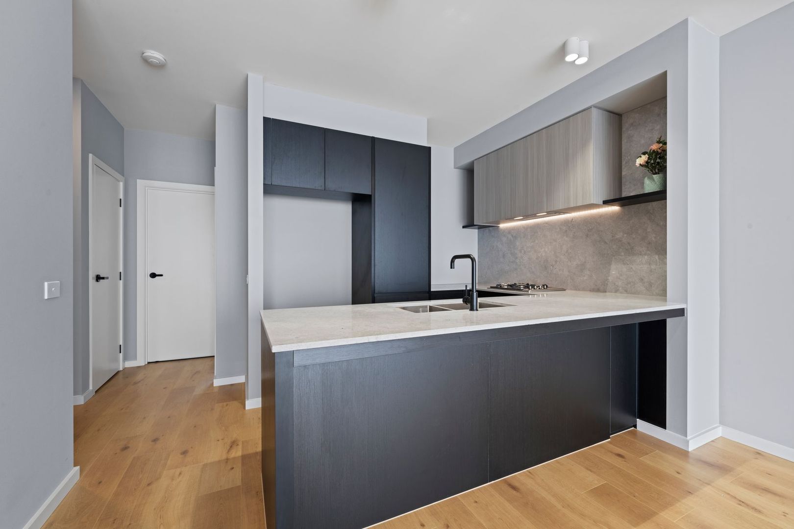 125 Calibre Retreat, Keysborough VIC 3173 - Townhouse For Rent | Domain