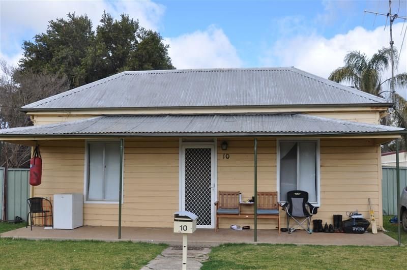 10 Reid Street, Forbes | Property History & Address Research | Domain