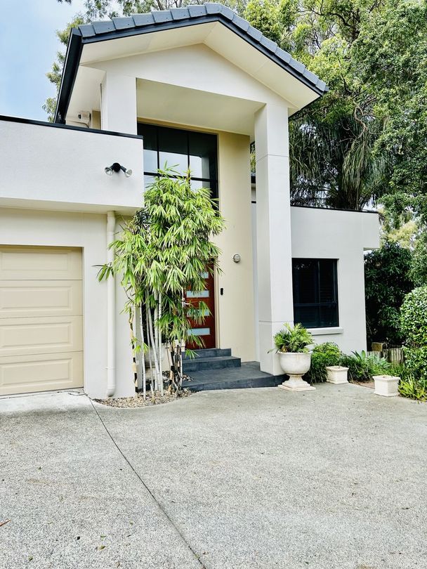 2/5 Virginia Grove, Southport QLD 4215 | Domain