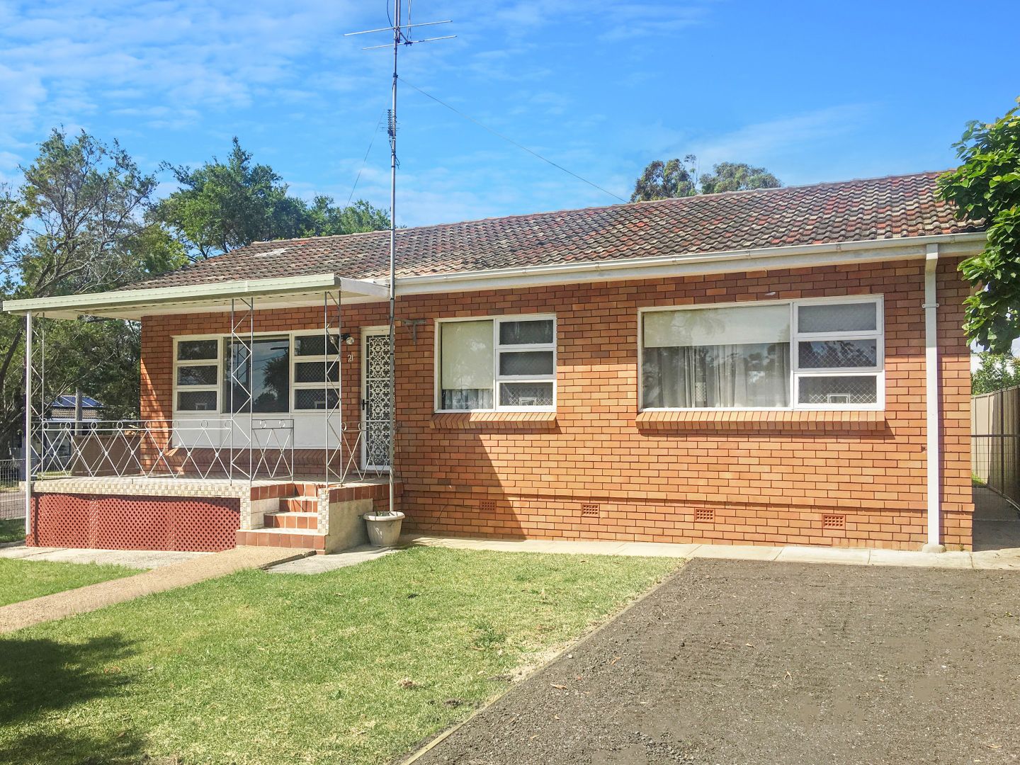 21 Kevin Street, Mannering Park | Property History & Address Research ...