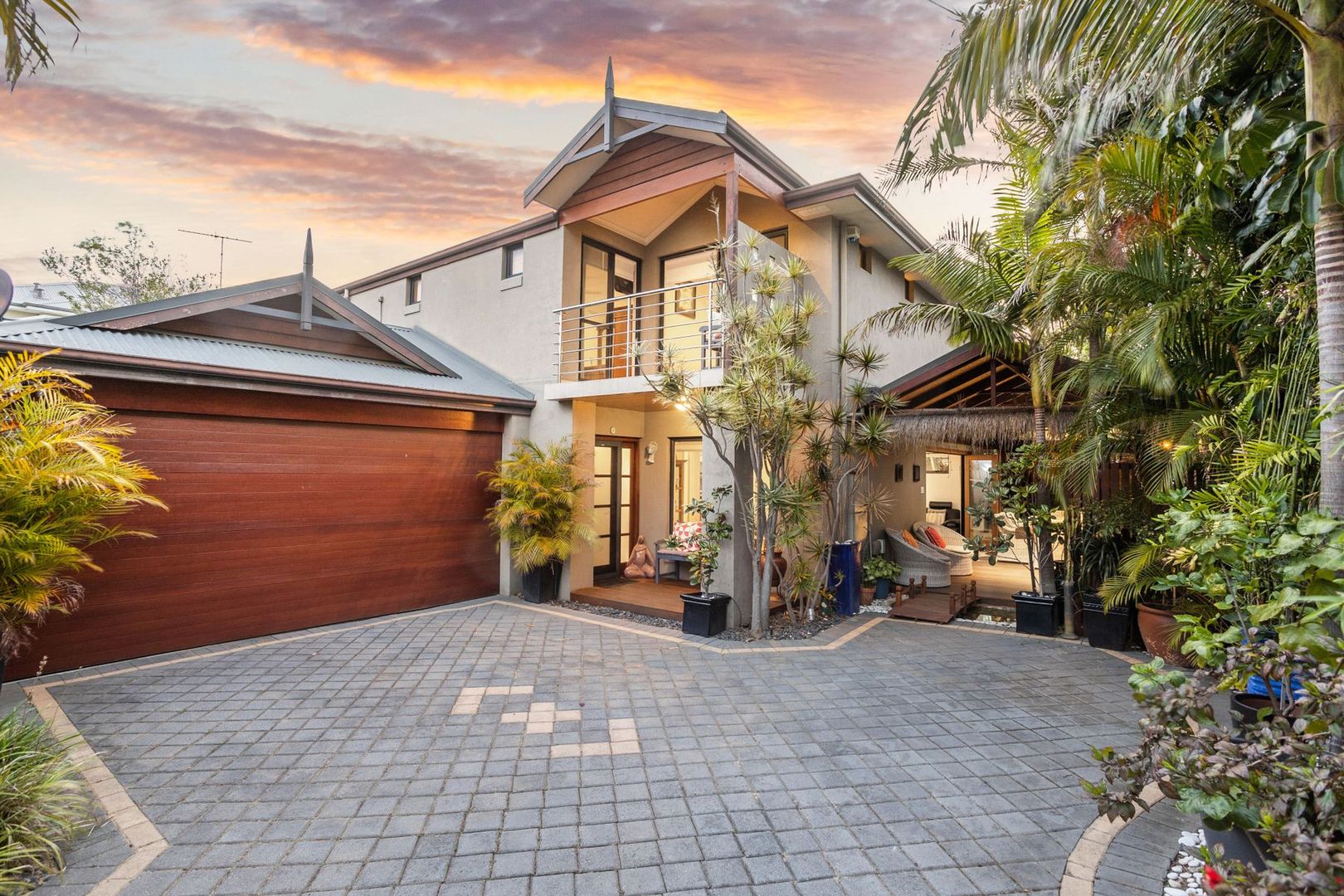 9A Westborough Street, Scarboroug | Property History & Address Research ...